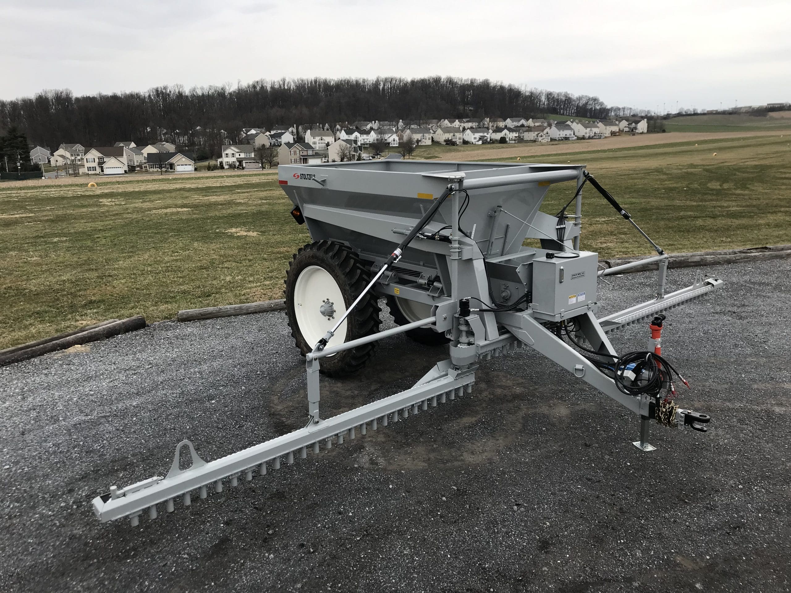 Drop Spreaders for Tractors | Boom Drop Spreaders | Lime & Fertilizer ...
